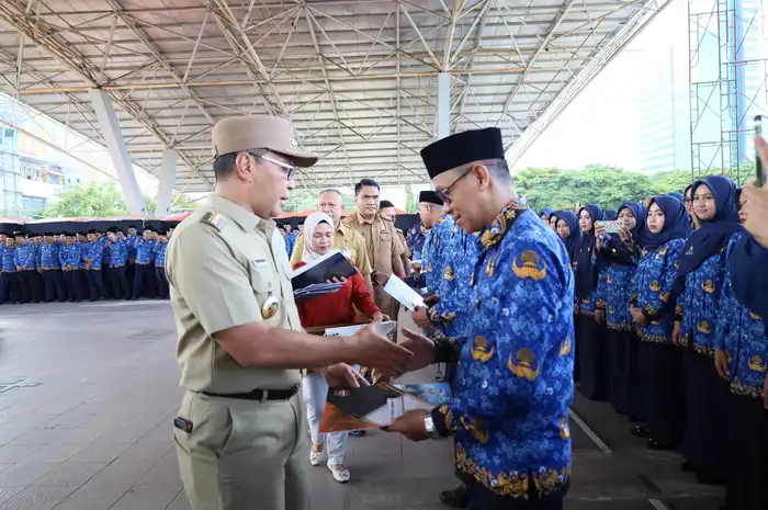 Danny Pomanto Lantik 1 852 Guru Pppk Harap Ciptakan Sdm Unggul Sonora Id