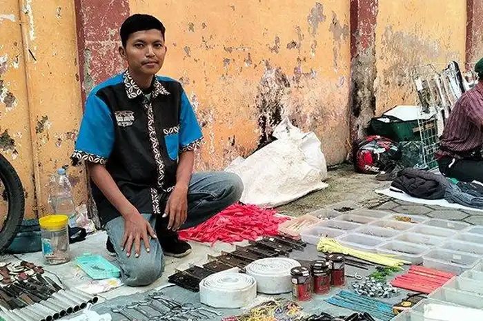 Modal Tabungan, Pedagang di Pasar Klitikan Maju Jadi Cawawali Solo ...
