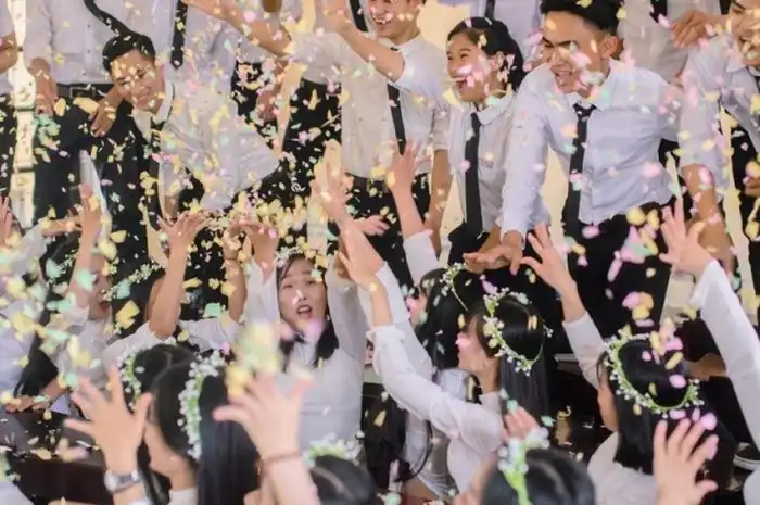 Contoh Teks Sungkeman Perpisahan Sekolah Bahasa Sunda, Bikin Nangis ...