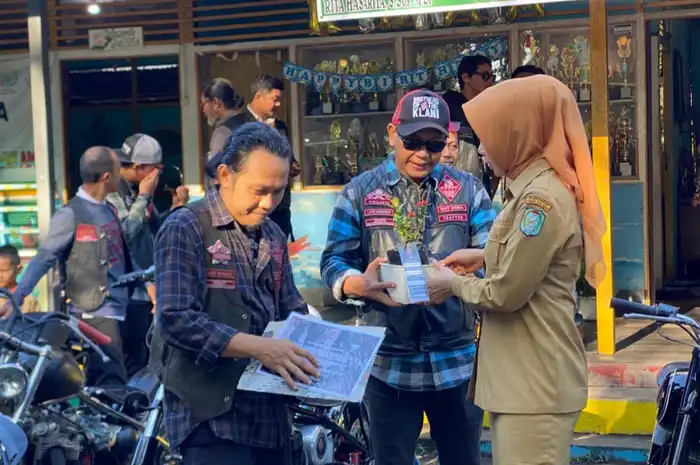 Kadis Pendidikan Dan Kebudayaan Prov. Kalbar Bersama Klub motor Bikers ...