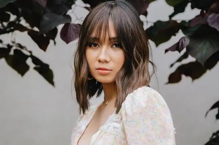 Makna dan Lirik Lagu 'La La Lost You' - NIKI - Sonora.id