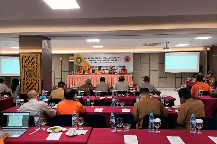BPBD Provinsi Gelar Rapat Koordinasi Bersama BPBD Kab/Kota se Kalbar ...