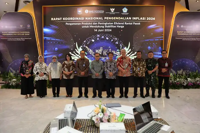 Rapat Koordinasi Nasional (Rakornas) Pengendalian Inflasi 2024 : Pengamanan Produksi dan ...
