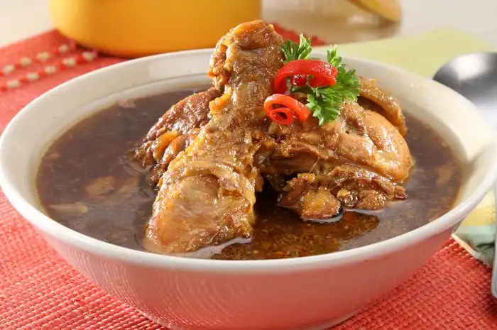 Resep Semur Ayam Kecap, Masakan Sehari-hari yang Gurih dan Nikmat ...