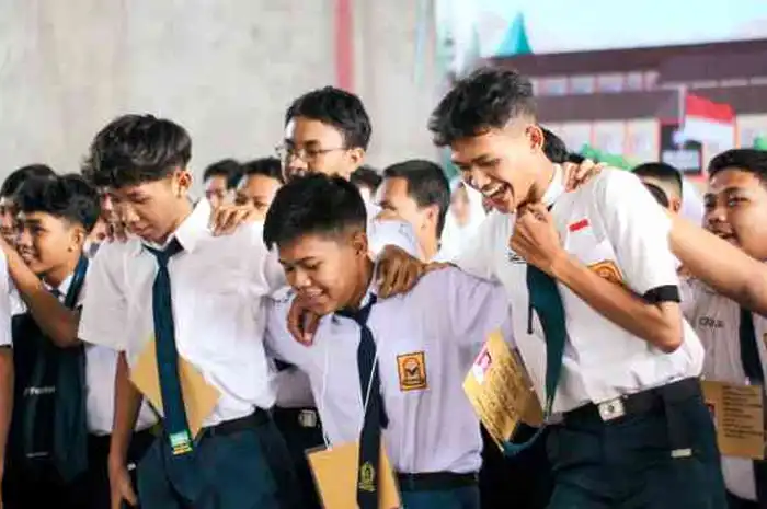 10 Contoh Yel-yel MPLS 2024 untuk SMP dan SMA, Paling Heboh - Sonora.id