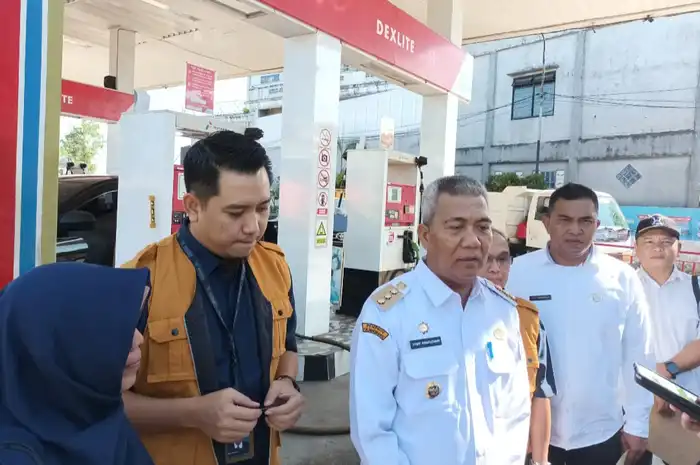 Dua SPBU di Kubu Raya Lakukan Pengecekan Alat Ukur Takar - Sonora.id