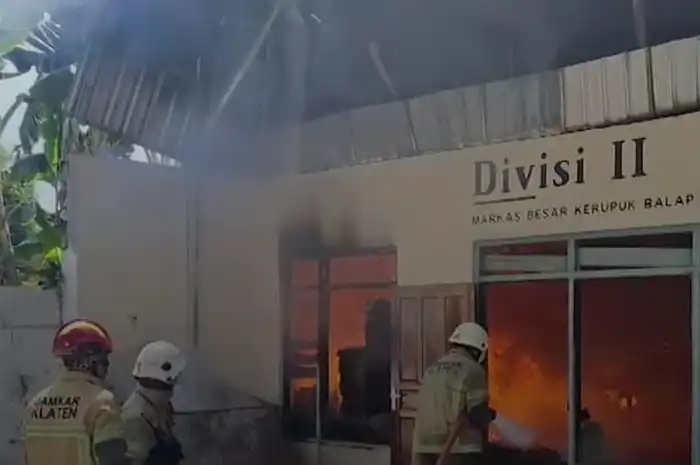 4 Karyawan Korban Kebakaran Di Pabrik Kerupuk Klaten Alami Sesak Nafas - Sonora.id