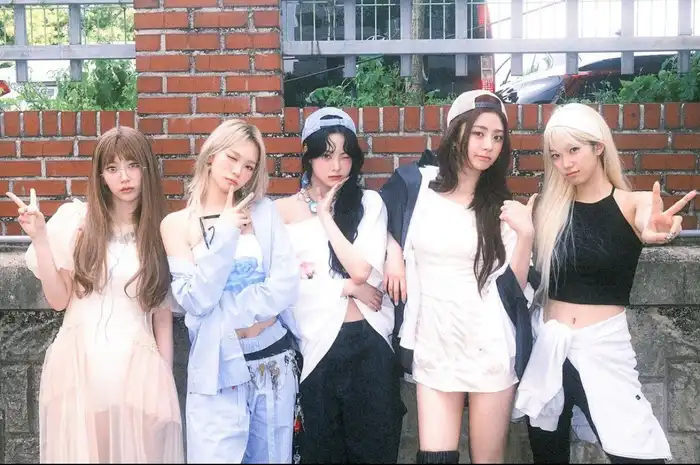 Lirik Lagu 'Star Signs' – LE SSERAFIM, Lengkap dengan Terjemahannya ...