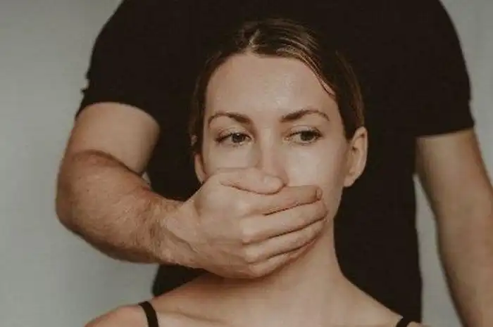 15 Contoh Kalimat Bungkam Beserta Pengertiannya - Sonora.id