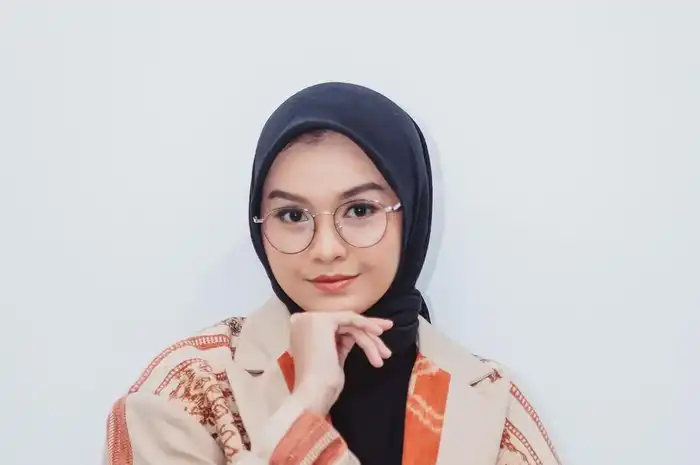 Lirik Lagu 'Rumah' - Salma Salsabil, OST Home Sweet Loan - Sonora.id