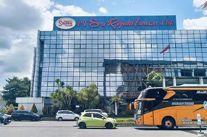 PT Sritex Sukoharjo Resmi Pailit, Ekonomi Warga Sekitar Terpukul - Sonora.id