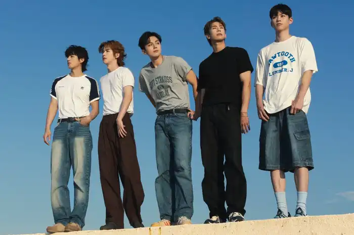 Lirik Lagu 'Bomb Bomb Bomb' – MYTRO, Lengkap dengan Terjemahannya ...