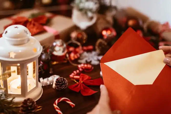 2 Contoh Pengumuman Libur Natal 2024 dan Tahun Baru 2025 untuk ...