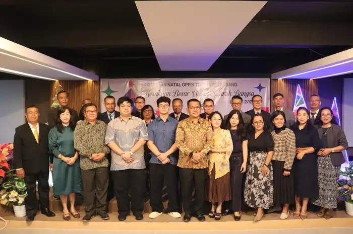 Pj Bupati Landak Hadiri Perayaan Natal GPPIK Timotius Ngabang - Sonora.id