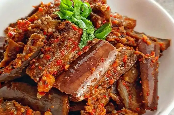 Resep Terong Sambal Penyet, Menu Praktis dan Hemat untuk Akhir Bulan ...