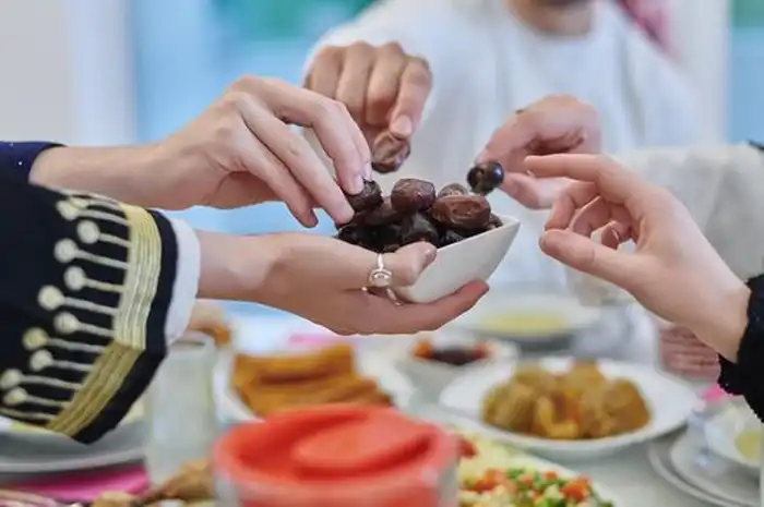 8 Contoh Teks MC Acara Buka Puasa Bersama Formal dan Non Formal ...