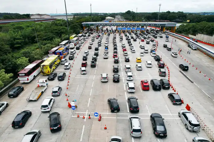 Puncak Lalu Lintas Mudik Terlewati, Jasa Marga Catat Lebih Dari 1,4 Juta Kendaraan Keluar ...