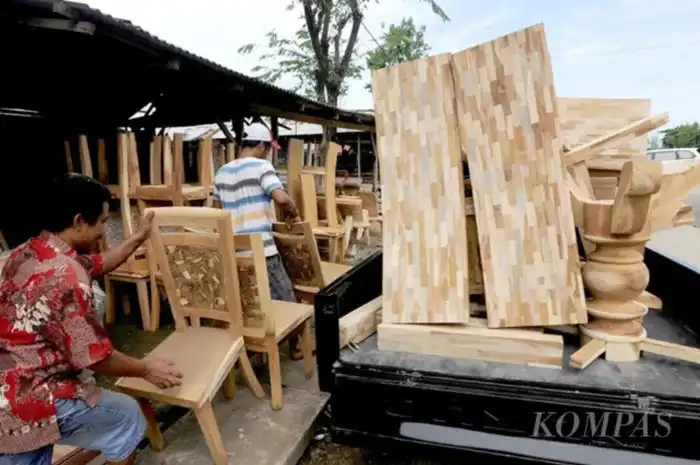 Pengrajin Mebel Dan Kerajinan Se Indonesia Protes Kebijakan Tarif Trump ...