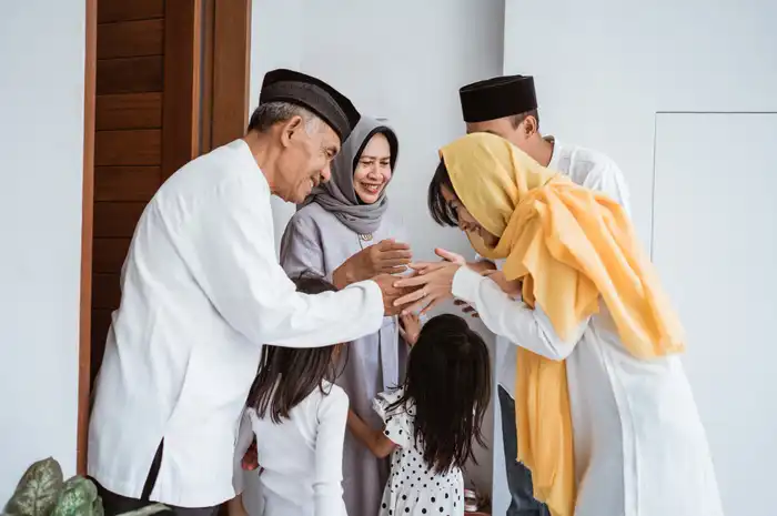3 Doa Halal Bihalal Idul Fitri 2025, Lengkap dengan Arab, Latin, dan Terjemahan - Sonora.id