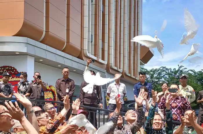 Wali Kota Jakarta Barat Resmikan Dormitory Kampus Untar untuk Mahasiswa ...