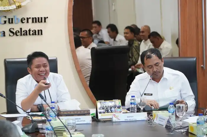 Gubernur Herman Deru Terima Paparan Program Strategis Bupati OKU Selatan untuk BKK Sumsel 2025 ...