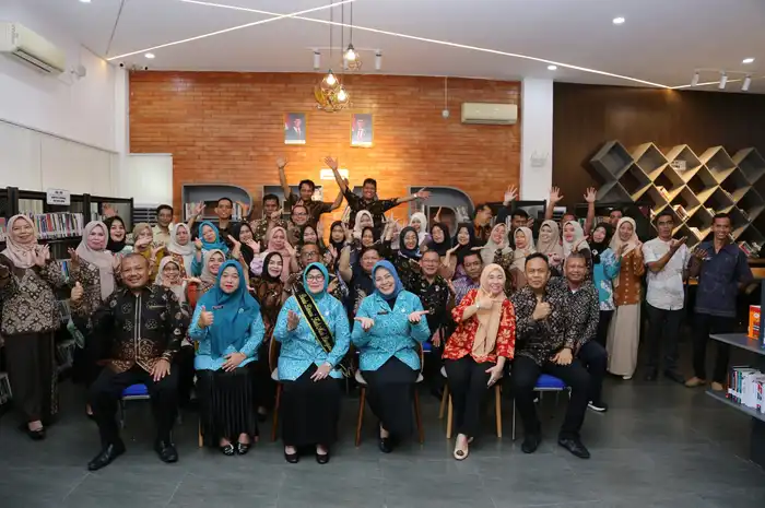 Menebar Semangat Membaca Bersama Hj. Patimah Toha dan Rosada Rohman di ...