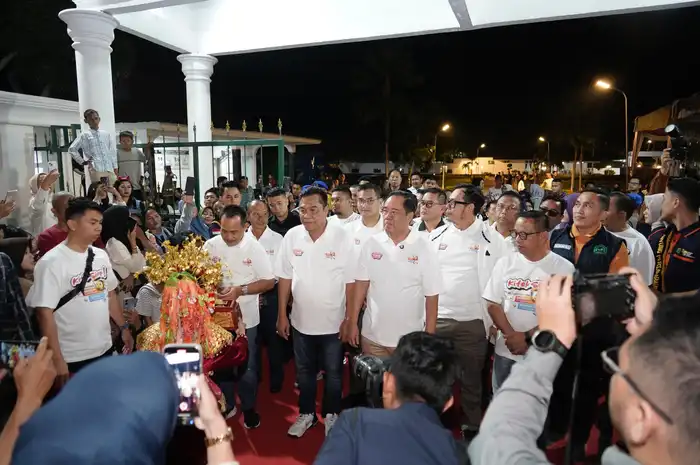 Meriah! Wagub Cik Ujang Resmi Luncurkan Maskot dan Logo Porprov XV ...