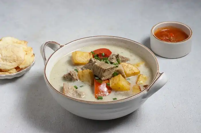 Resep Soto Betawi Kuah Susu, Creamy dan Bikin Selera Makan Naik - Sonora.id