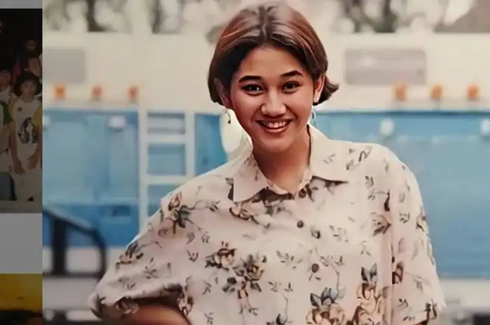 Lirik Lagu Seberkas Sinar - Nike Ardilla, Lengkap dengan Chord Gitar ...