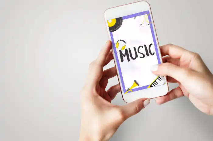 Lirik dan Arti Lagu You Lloyd - Sonora.id