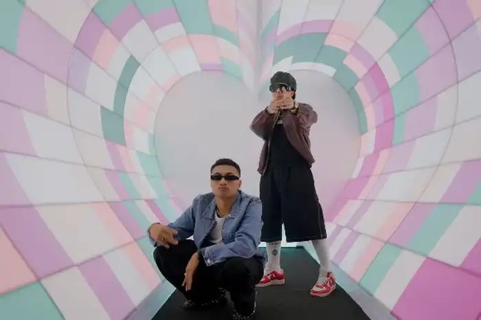 Lirik Lagu Minang Timur - Atta Halilintar, Juan Reza, dengan Maknanya ...