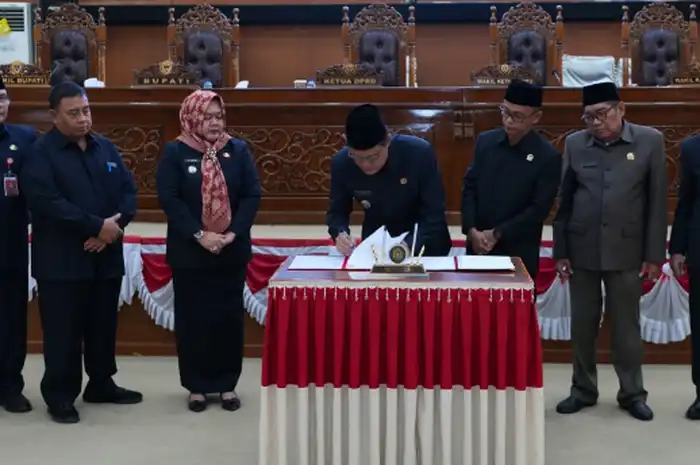 Bupati dan DPRD Sepakati Perubahan KUA-PPAS Muara Enim Tahun 2025 ...