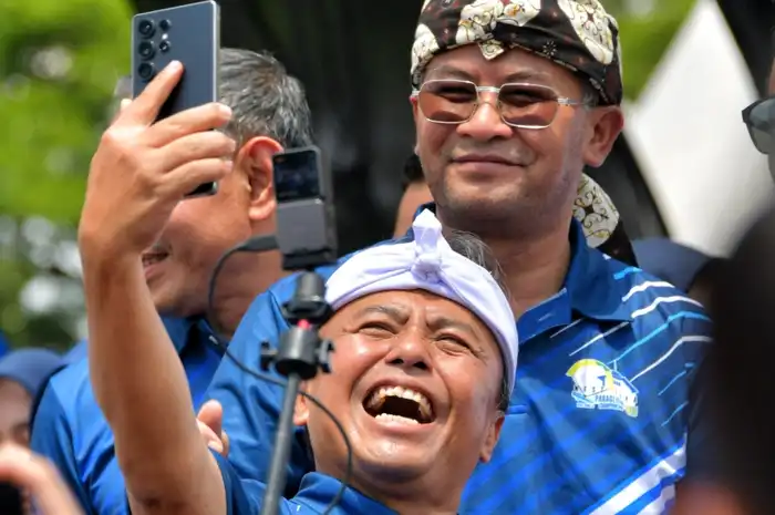 Menikmati Indahnya Sumedang Melalui West Java Paragliding Championship ...
