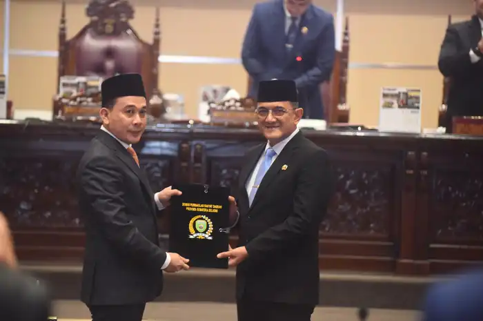 DPRD Sumsel Ambil Langkah Tegas! 9 Ranperda 2025 Disahkan, Ideologi ...