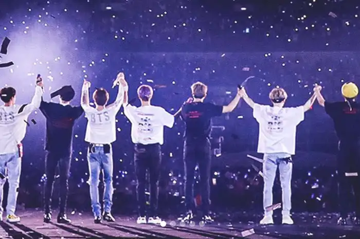 Lirik dan Terjemahan Lagu Into The Sun - BTS - Sonora.id