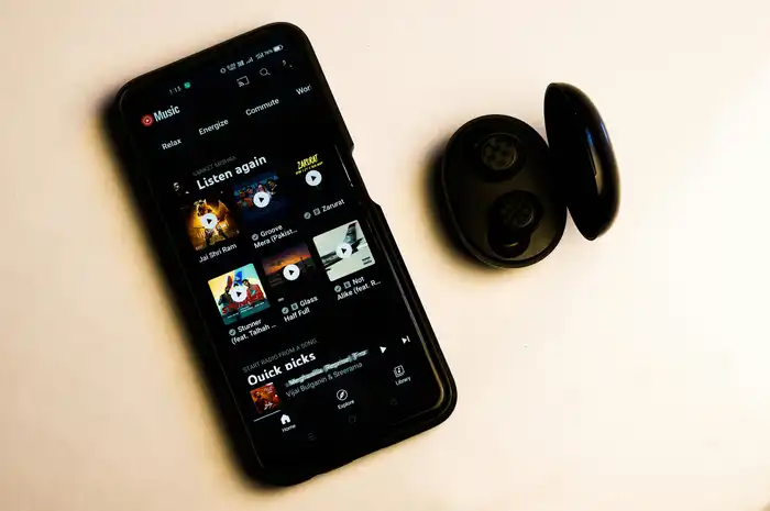 Terjemahan Lirik Lagu Demi Kowe - Pendhoza - Sonora.id