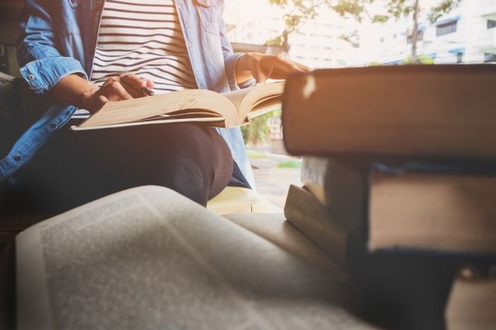 Pentingnya Speed Reading di Era Overload Information, Simak Tips nya ...