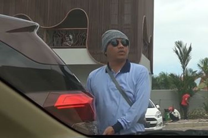 Jadi Tukang Parkir, Anang: Lumayan Loh, Sehari 40 Juta, Buset! - Sonora.id