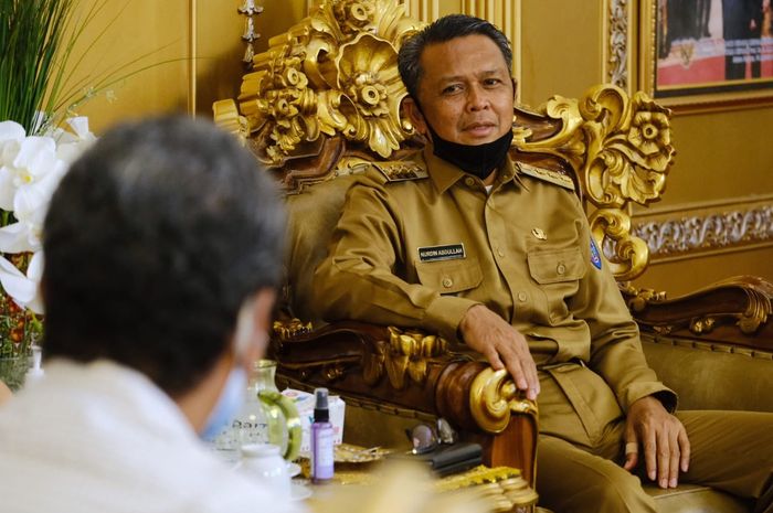 Nurdin Abdullah Dorong Daerah Berinovasi Tekan Penyebaran Covid-19 ...