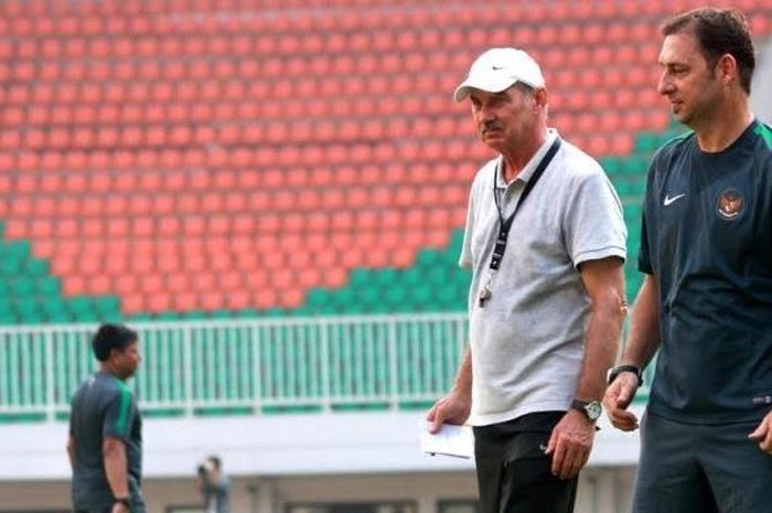 Kabar Duka, Eks Pelatih Timnas Indonesia Alfred Riedl Meninggal Dunia ... Kabar Duka, Eks Pelatih Timnas Indonesia Alfred Riedl Meninggal Dunia ...