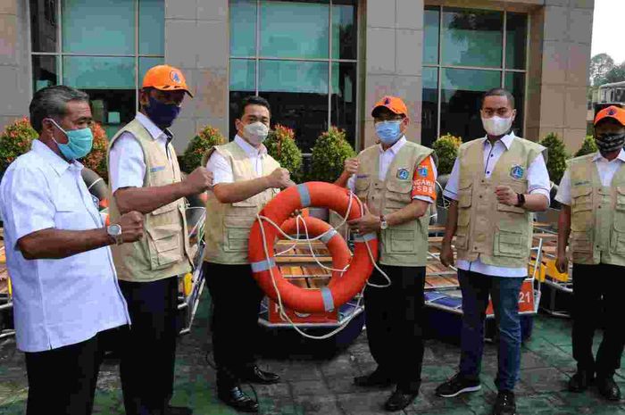 Upaya Penanggulangan Banjir, Pemprov DKI Jakarta Distribusikan - Sonora.id