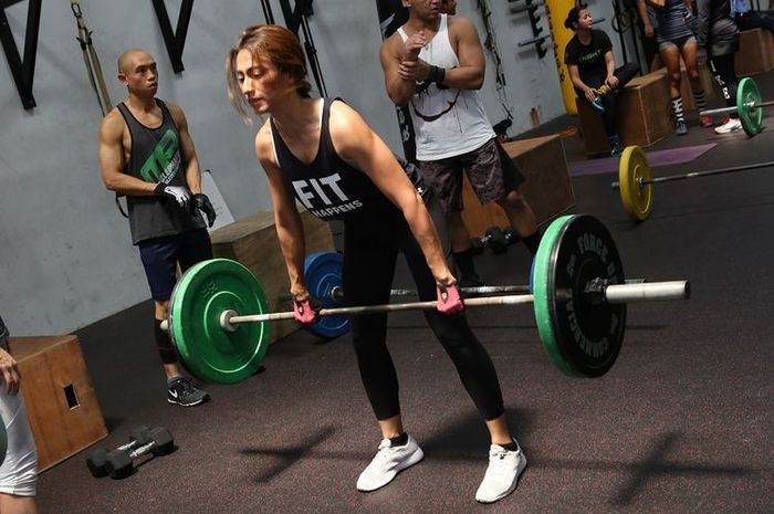 7 Cara Aman Melakukan OlahRaga Di Gym Pada Masa Pandemi - Sonora.id