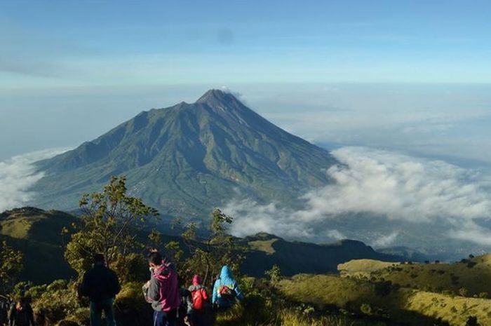 Rekomendasi Wisata Kawasan Gunung Merbabu yang Bisa Dikunjungi - Sonora.id
