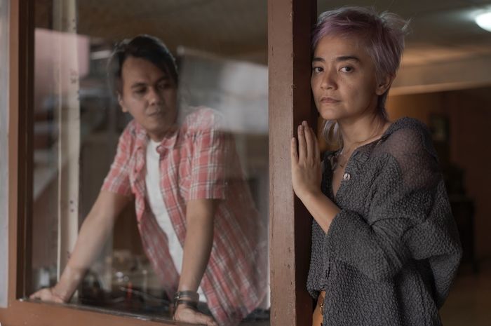 Stars and Rabbit Definisikan Ulang Diri Mereka dengan 'On Different ...