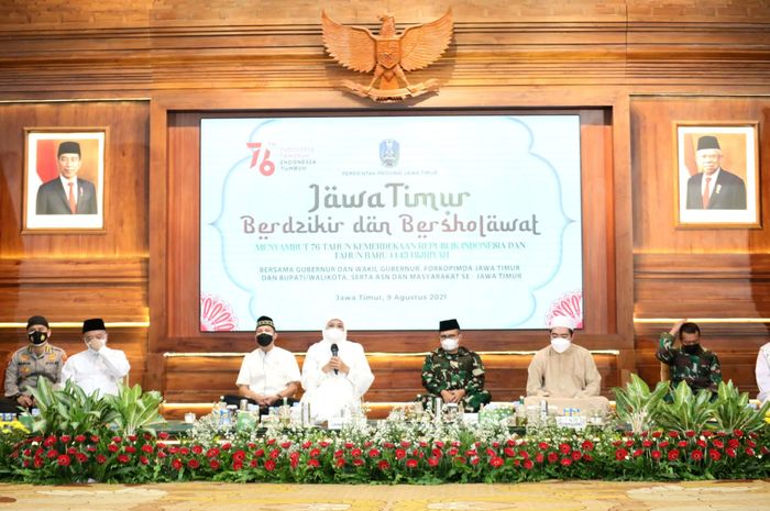 Tahun Baru Islam, Gubernur Khofifah Ajak Move On dari Pandemi Covid-19 ... Tahun Baru Islam, Gubernur Khofifah Ajak Move On dari Pandemi Covid-19 ...