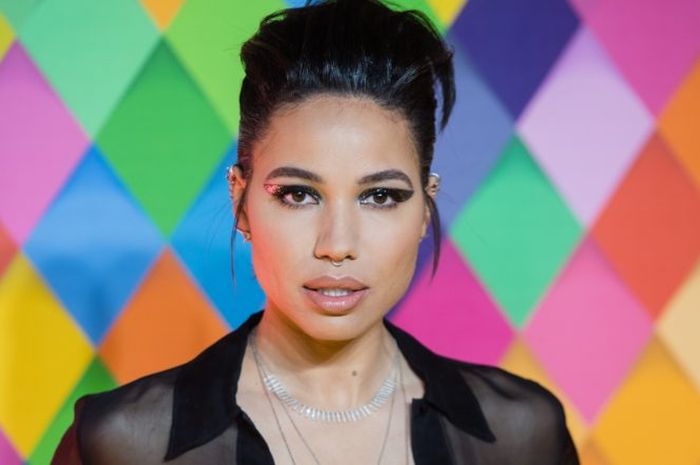 Jurnee Smollett dari 'Birds of Prey' akan Mendapatkan Film Spin-off ...