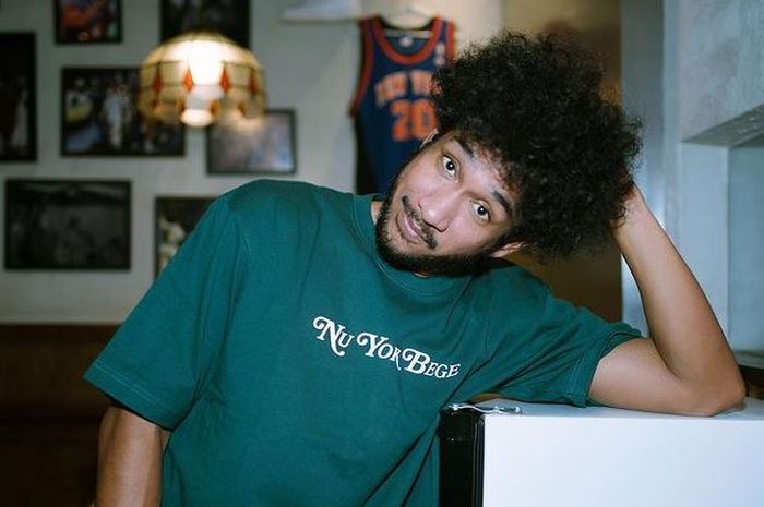 Lirik Lagu ‘Langit Favoritku’ - Teddy Adhitya, Lagu Indonesia Pertama ...