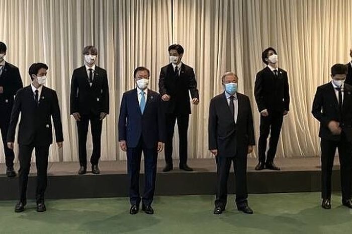 Presiden Korsel Moon Jae In Sebut BTS Artis Terbaik Hingga Saat Ini ...