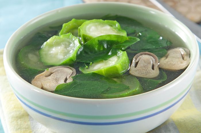 Resep Membuat Sayur Bening Oyong yang Nikmat Seperti Masakan Mama ...