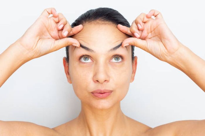 5 Senam Wajah Sebelum dan Setelah Tidur, Bantu Hilangkan Double Chin ...